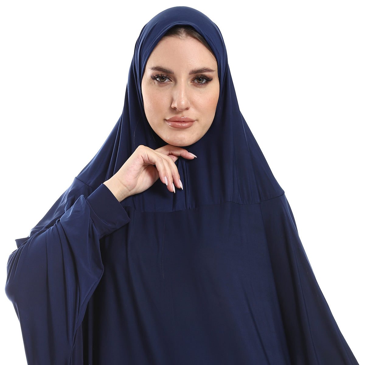 Women plain Isdal for prayer – CAESAR